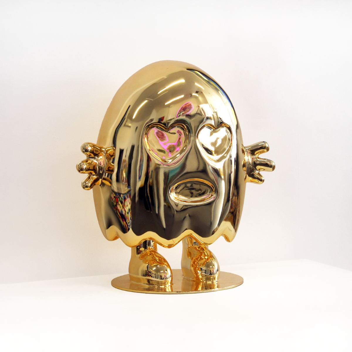 Bigee Love Ghost Gold (sculpture) – Boyd-Dunlop Gallery